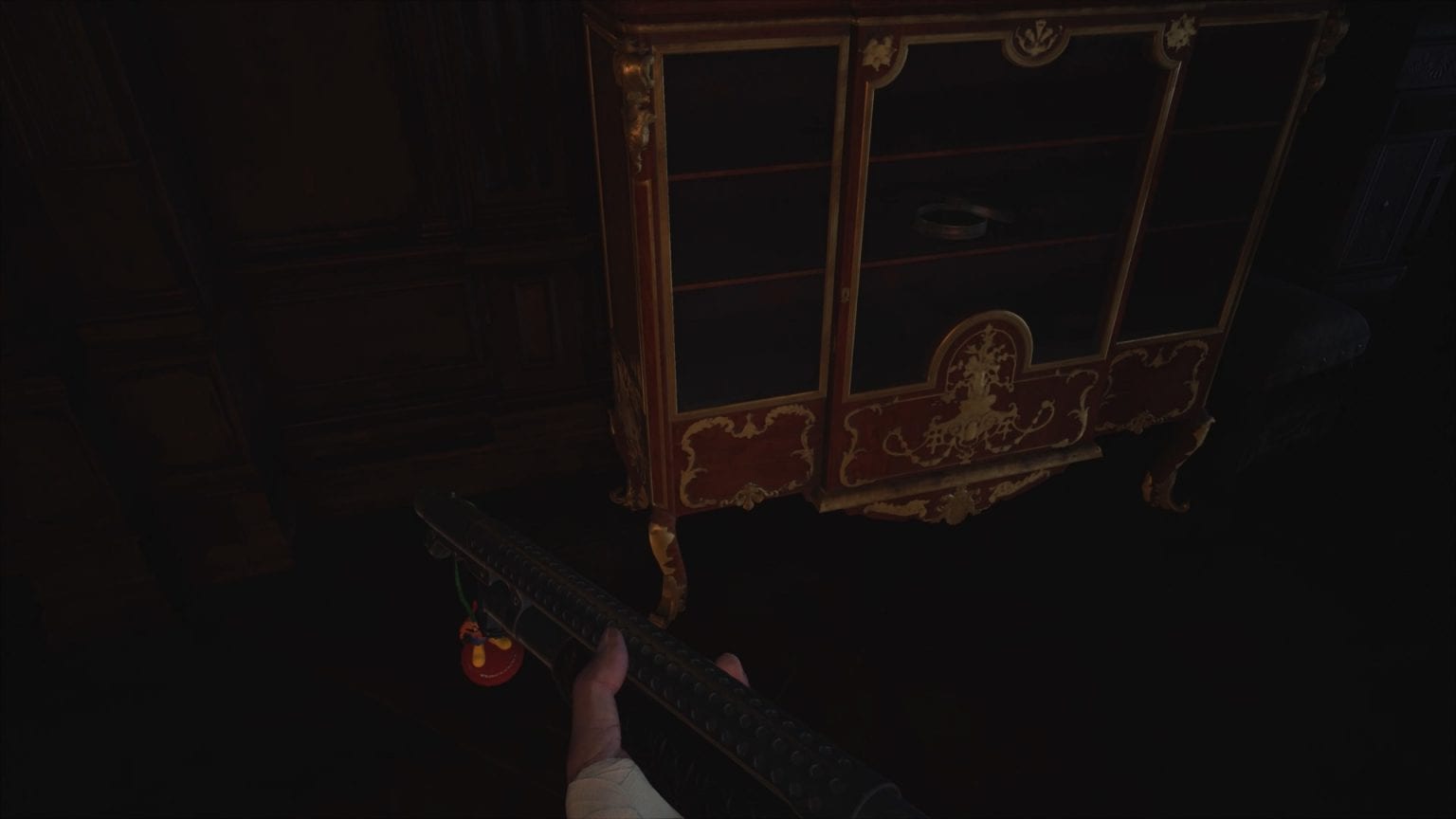 Entrance Hall Elevator Room Items - Resident Evil Village